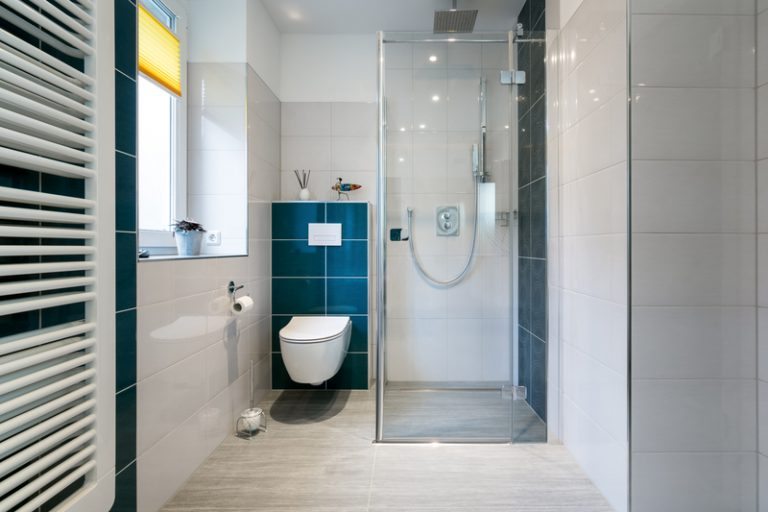 Een inloopdouche zelf maken - Badkamer Courant